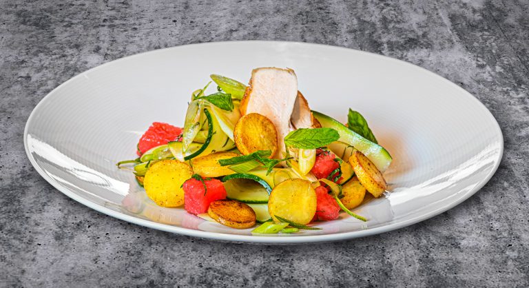 Potatis, kyckling, melon och zuccinisallad - Långås Potatis och ...